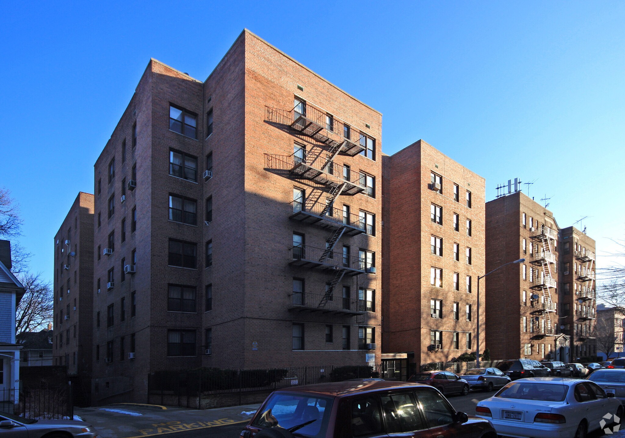175 Hawthorne St, Brooklyn, NY 11225 - 175 Hawthorne St Brooklyn, NY ...