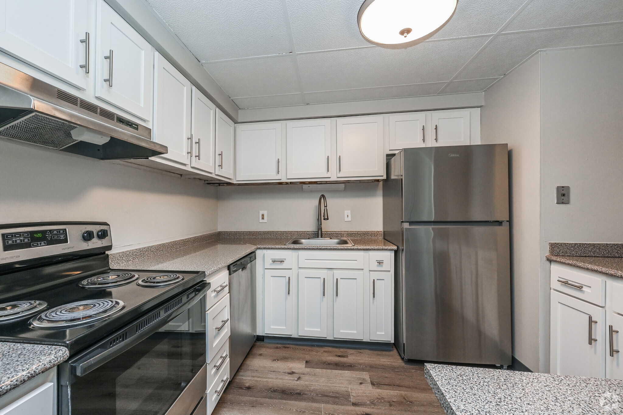 Place Seville Apartments - 947 Bockstoce Ave Pittsburgh, PA 15234 ...