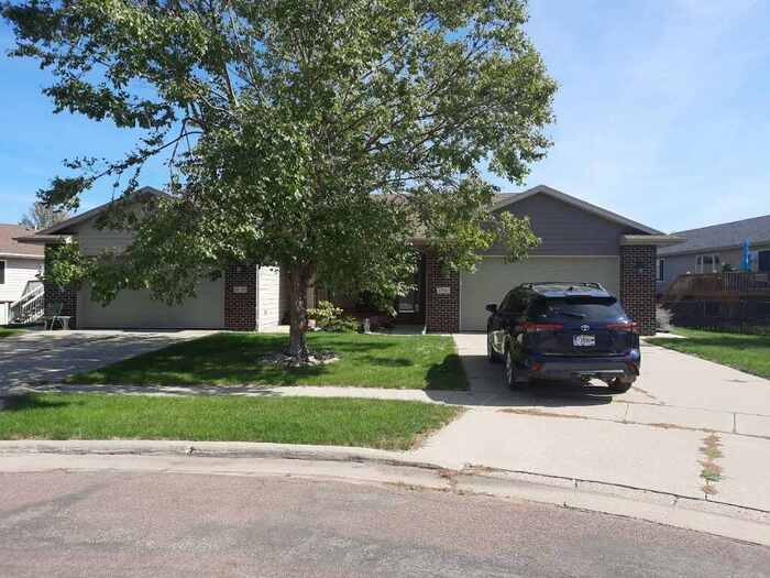 6708 St Orrie Cir, Sioux Falls, SD 57106 - House Rental in Sioux Falls ...