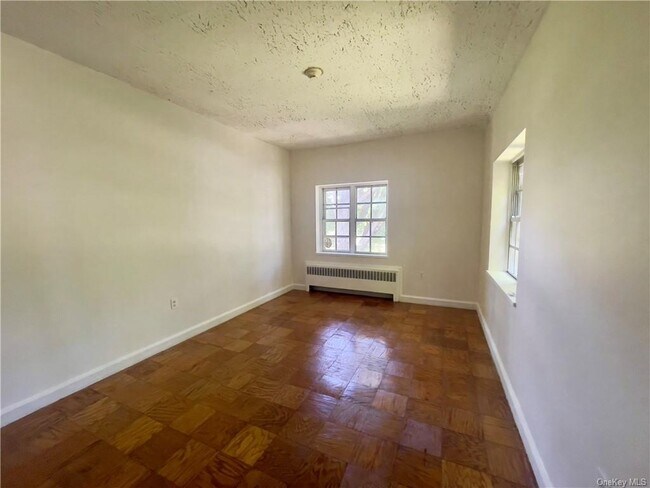 4536 Albany Post Rd Unit 4526, Hyde Park, NY 12538 - Room for Rent in ...