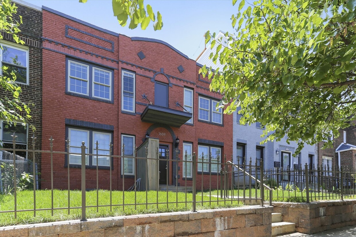 1609 E St NE Unit 4, Washington, DC 20002 - Condo for Rent in ...