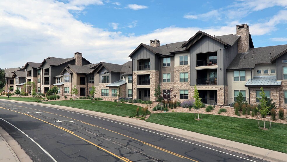 The Enclave Townhomes Castle Rock Luxury Apartments for Rent - 29 ...