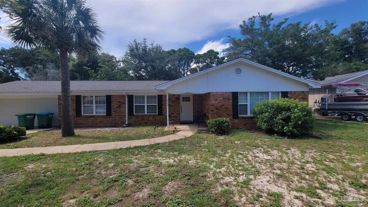 405 Dolphin St, Gulf Breeze, FL 32561 - House Rental in Gulf Breeze, FL ...