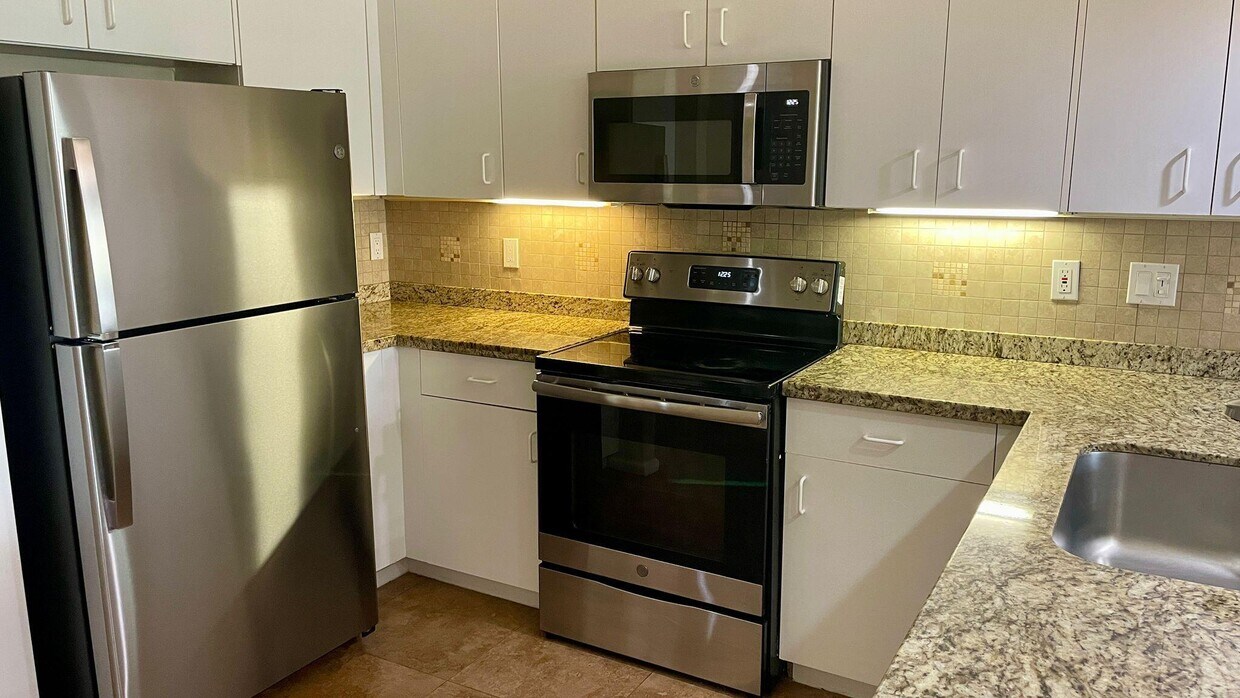 6365 Lansdowne Cir, Boynton Beach, FL 33472 - House Rental in Boynton ...