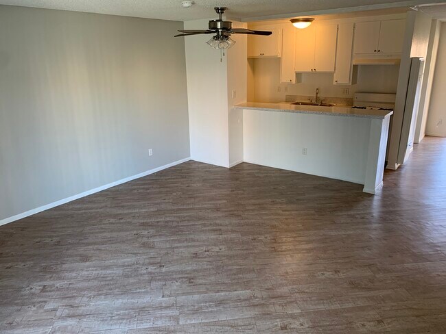 Terrace Pointe Apartments - 8101 Langdon Ave Van Nuys, CA - Apartments ...