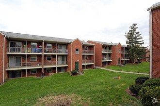 Colonial Point Apartments Rentals - Feasterville Trevose, PA ...