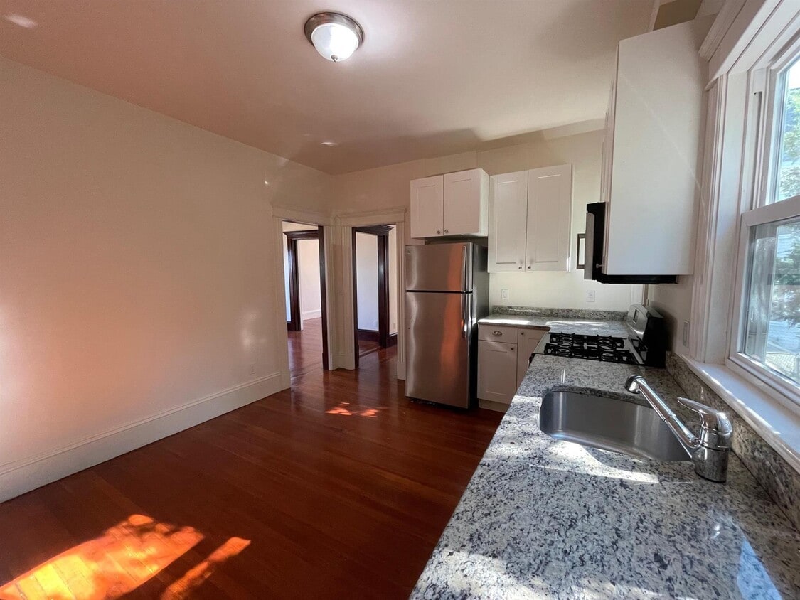 17 Upland Rd Unit 2, Cambridge, MA 02140 - 17 Upland Rd Cambridge, MA ...