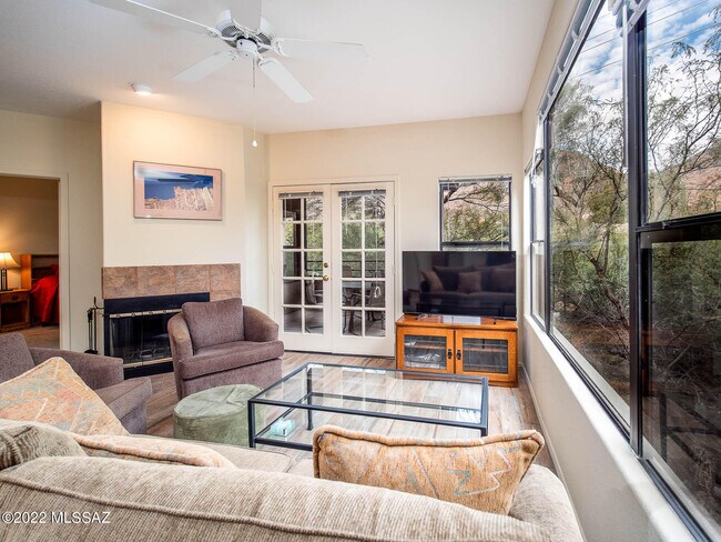 6655 N Canyon Crest Dr Unit 24202, Tucson, AZ 85750 - Condo for Rent in ...