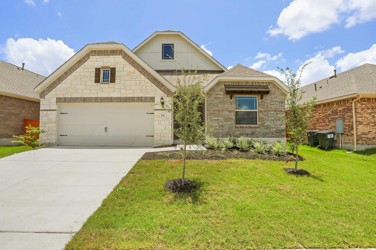 335 Spinnaker Loop, Niederwald, TX 78640 - House Rental in Niederwald ...