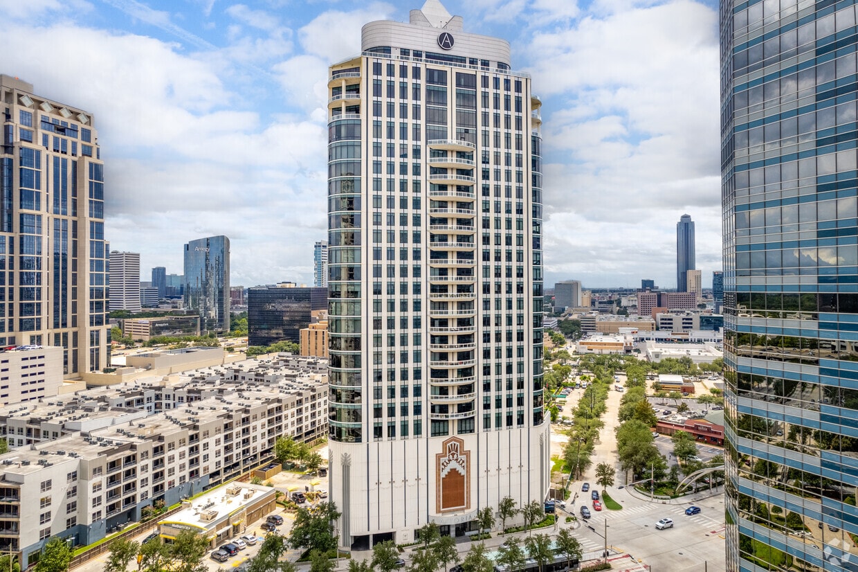 Astoria - 1409 Post Oak Blvd Houston, TX 77056 | Apartments.com