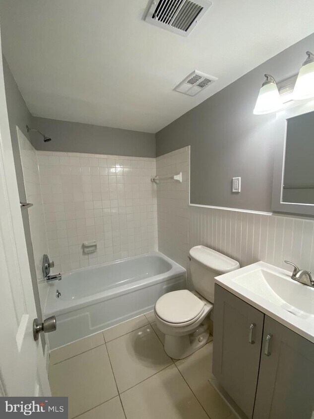 5418 Valley Green Dr Unit A4, Wilmington, DE 19808 - Room for Rent in Wilmington, DE ...