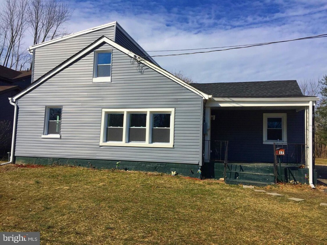 17 Jarrell Ave, Glassboro, NJ 08028 - House Rental in Glassboro, NJ ...