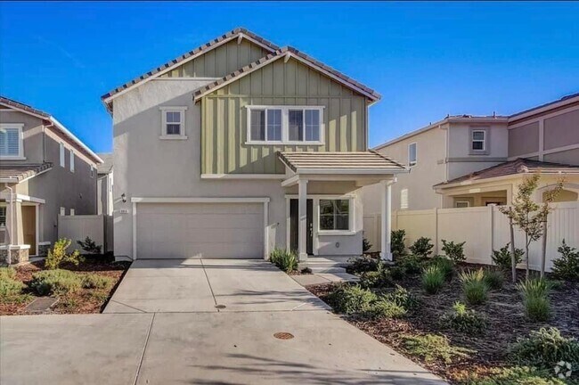 Meadow Wood Apartments for Rent with Extra Storage - Sacramento, CA ...