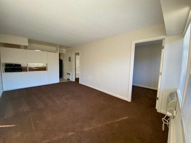 Westover Court Apartments - Apartments in Arlington, VA | Apartments.com
