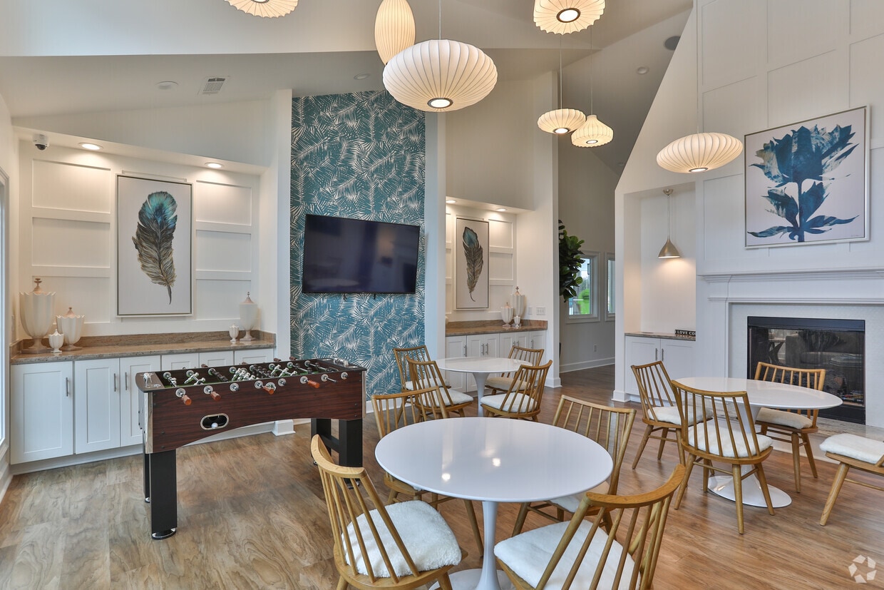 The Vista Apartments & Townhomes Townhomes for Rent - Warrenville, SC ...