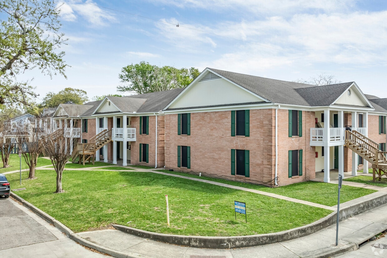 Harrison & North - 2275 Harrison St Beaumont, TX 77701 | Apartments.com