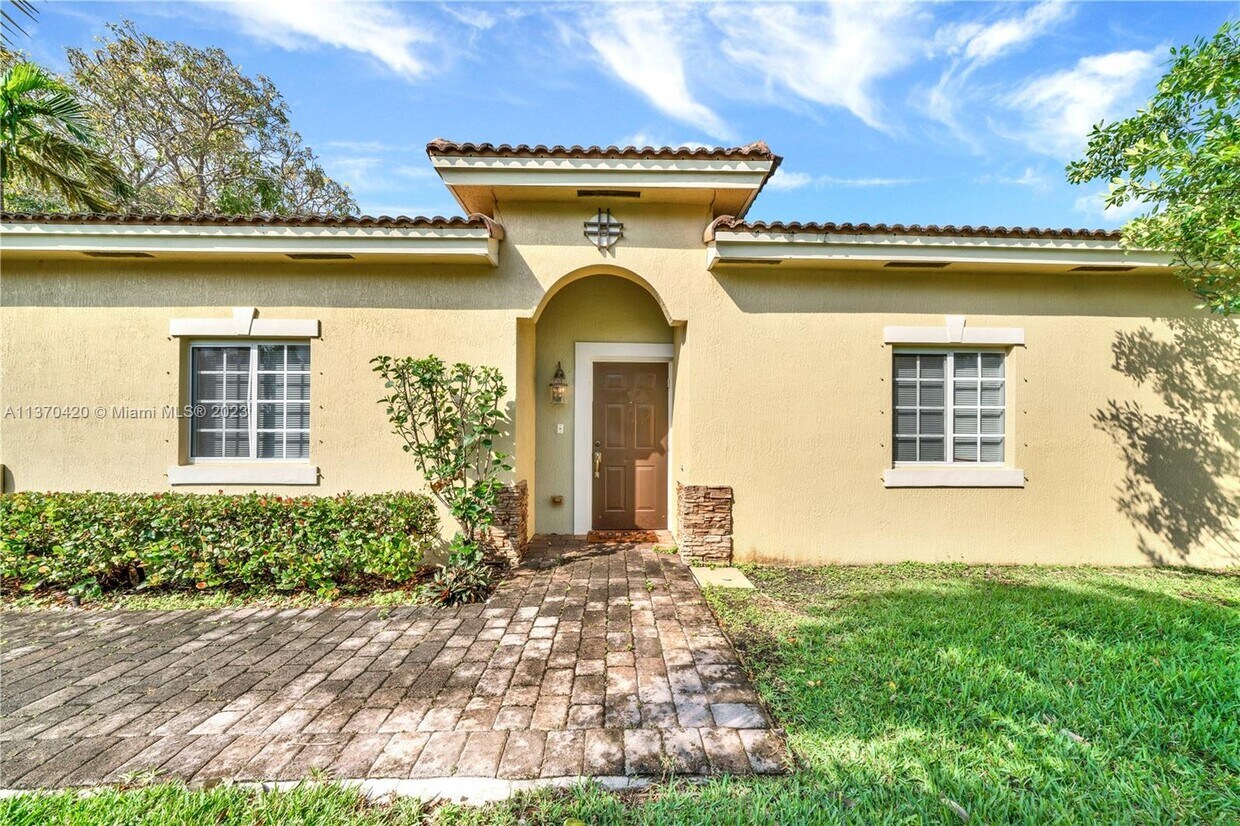 3395 NE 11th Dr, Homestead, FL 33033 - Townhome Rentals in Homestead FL ...