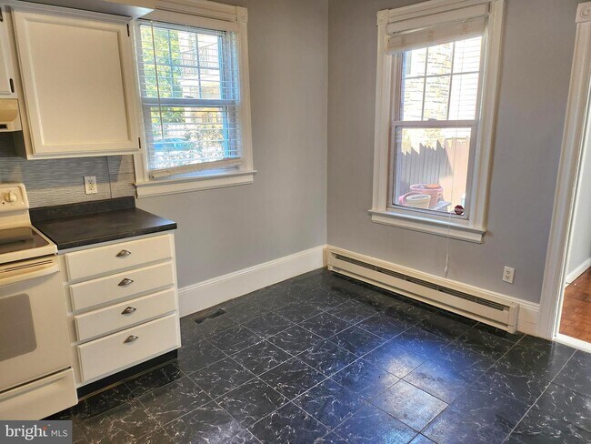 114 S Main St, New Hope, PA 18938 - House Rental in New Hope, PA ...