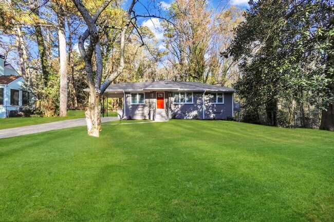 1843 Campbellton Rd Sw - House Rental in Atlanta, GA | Apartments.com