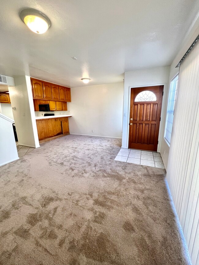 11665 216th St, Lakewood, CA 90715 - House Rental in Lakewood, CA ...