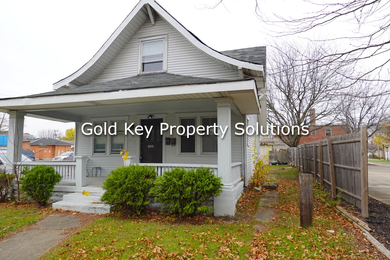 526 W 9th St Anderson, IN 46016 - Alquileres en Anderson, IN ...