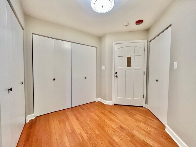 75 Boardwalk Pl Unit 101, Park Ridge, IL 60068 - Condo for Rent in Park ...