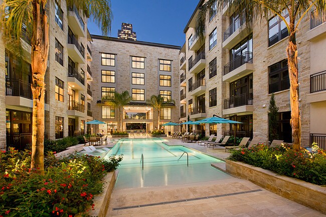 Broadstone Post Oak Apartments - Houston, TX | Apartments.com