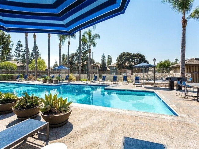 The Ashton at Corona Hills Apartments under $800 - Corona, CA - 55 ...