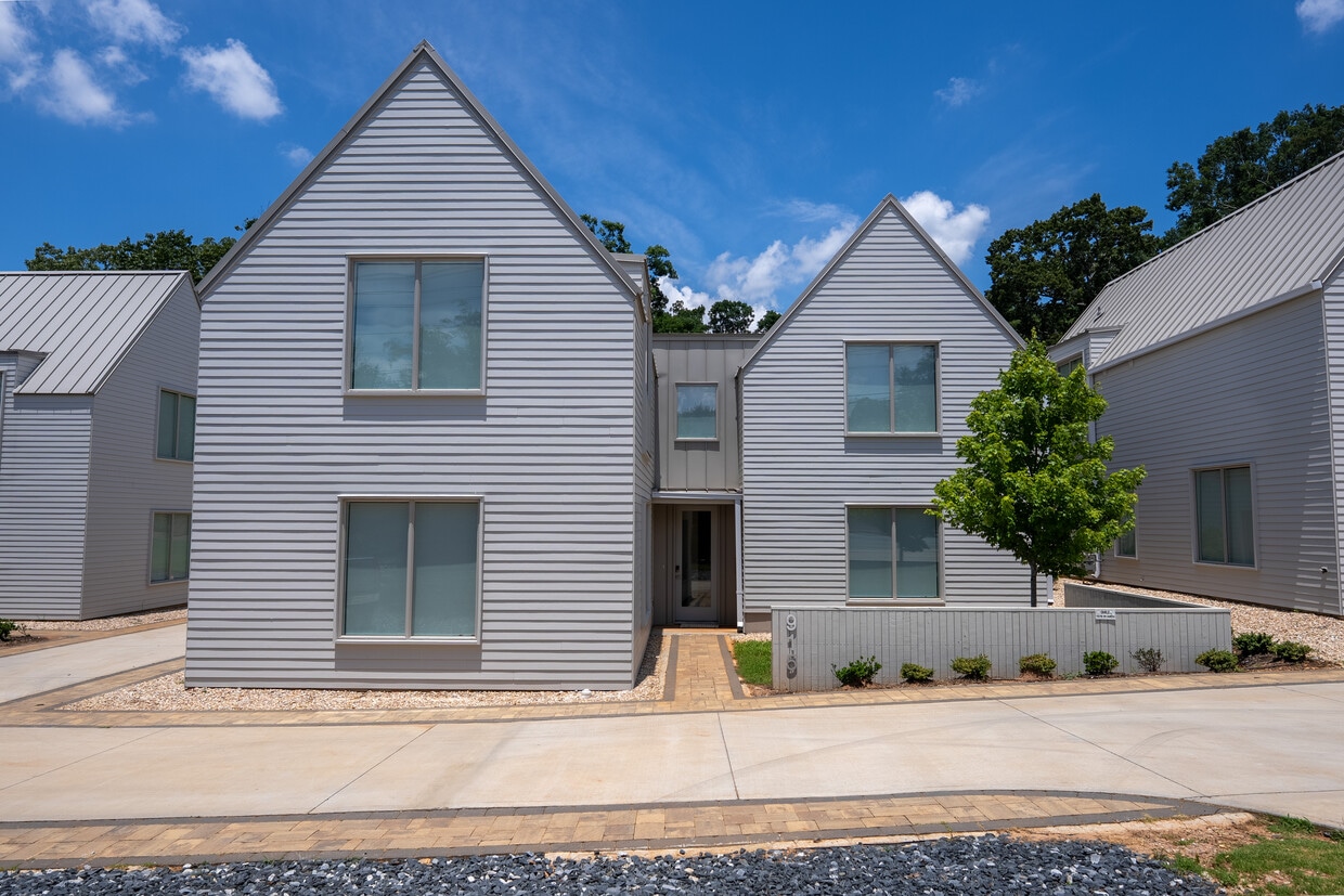 Rutherford House - 911 Rutherford Rd Greenville, SC 29609 | Apartments.com