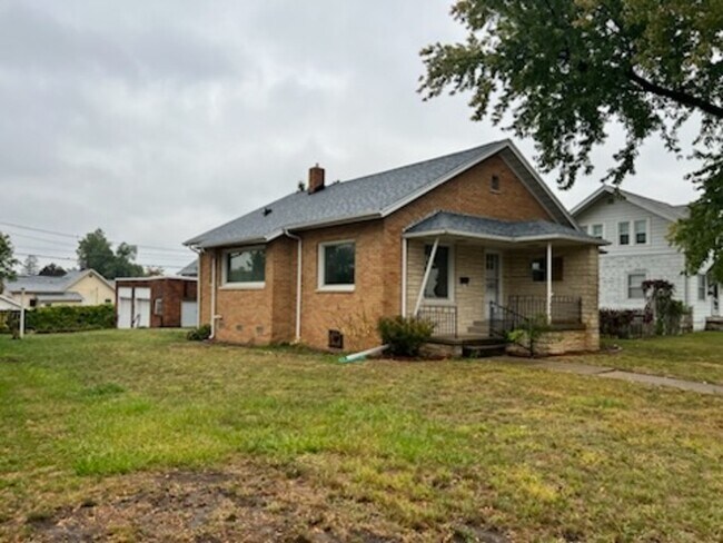 1080 7th St, Marion, IA 52302 - House Rental in Marion, IA | Apartments.com