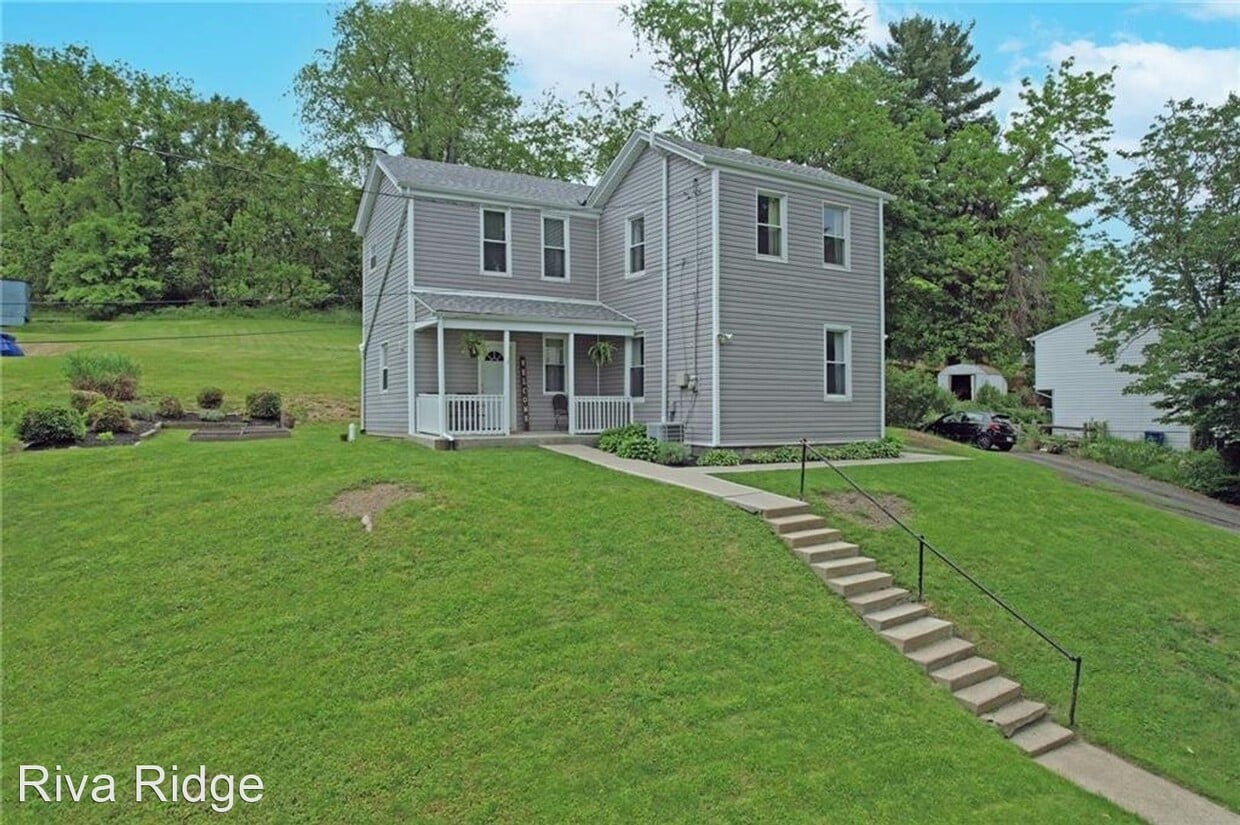 46 Gensler Rd, Pittsburgh, PA 15236 - House Rental in Pittsburgh, PA ...
