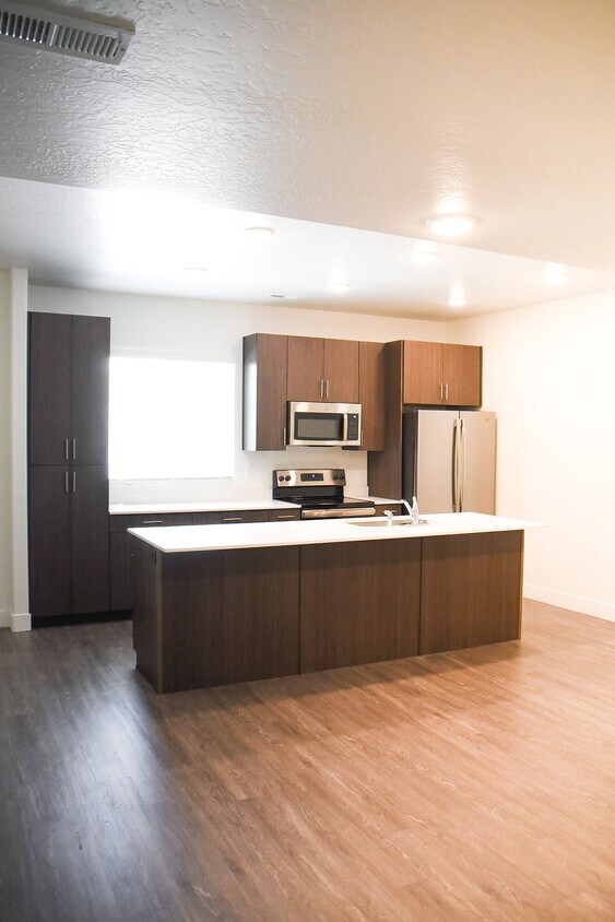 North Pointe Townhomes Apartments - 801 Century Dr Ogden, UT ...