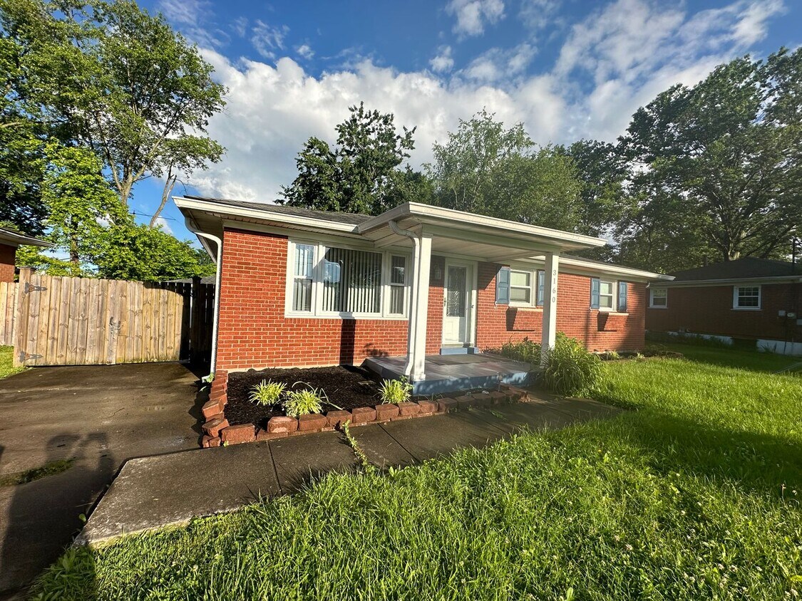 3160 S Crums Ln, Louisville, KY 40216 - House Rental in Louisville, KY ...