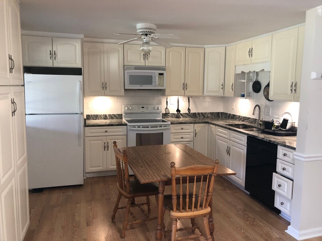 3948 Link Ave, Nottingham, MD 21236 - Townhome Rentals in Nottingham MD ...