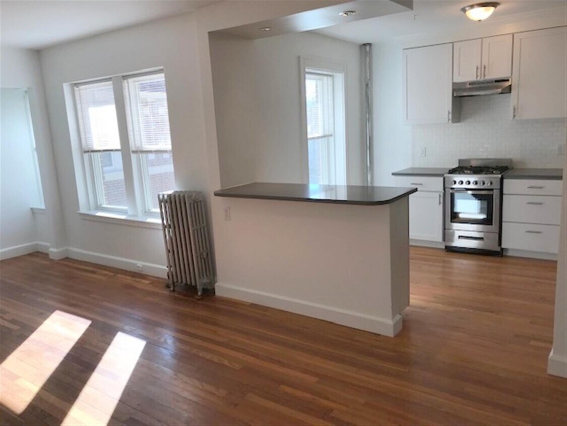 122 W Wyoming Ave Unit 22, Melrose, MA 02176 - 122 W Wyoming Ave Melrose, MA 02176 | Apartments.com