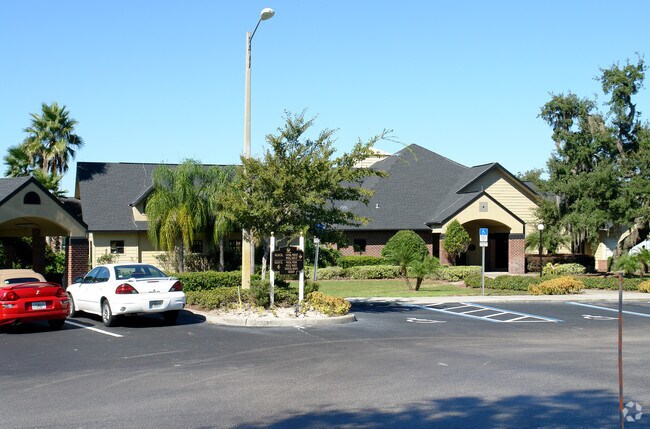 Knight's Circle Apartments - 12440 Golden Knight Cir Orlando, FL ...