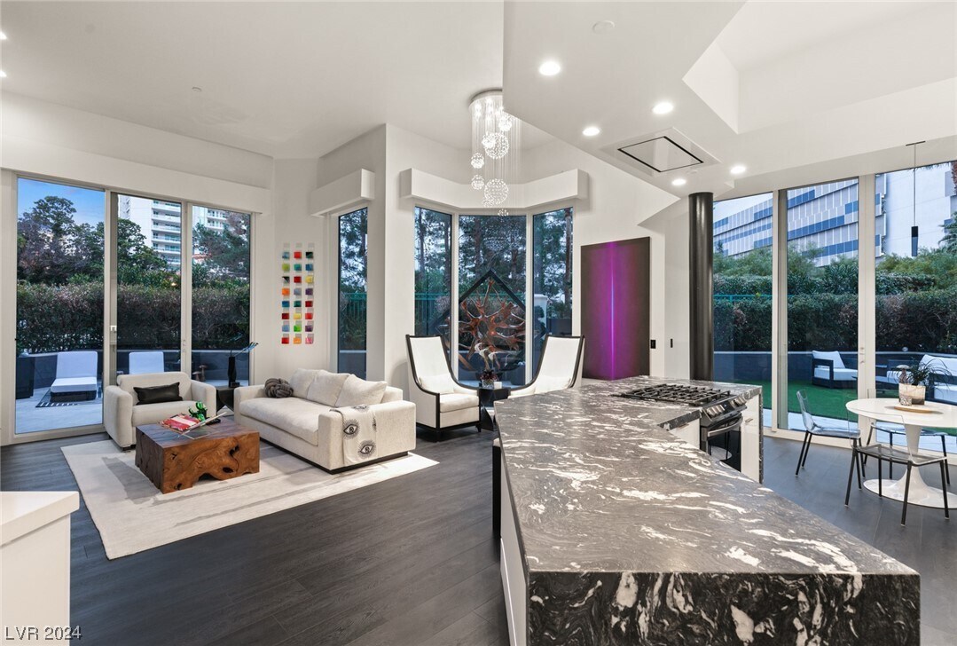 2747 Paradise Rd Unit 105, Las Vegas, NV 89109 - Condo for Rent in Las ...