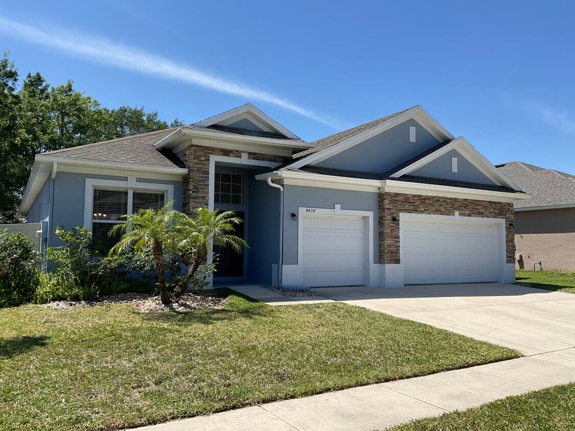 4434 Flora Vista Dr, Orlando, FL 32837 | Apartments.com