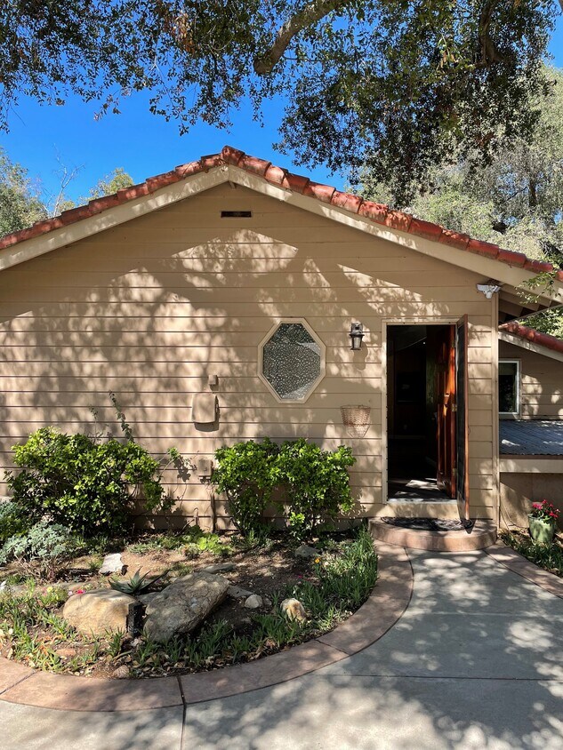 2329 Canyon Rd, Escondido, CA 92025 - House Rental in Escondido, CA ...