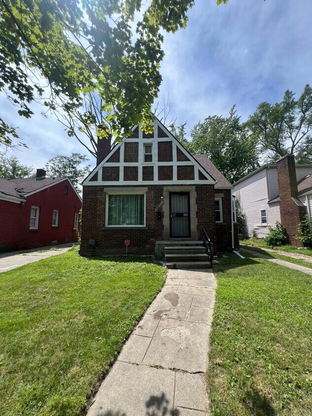 12023 Whitcomb, Detroit, MI 48227 - House Rental in Detroit, MI ...