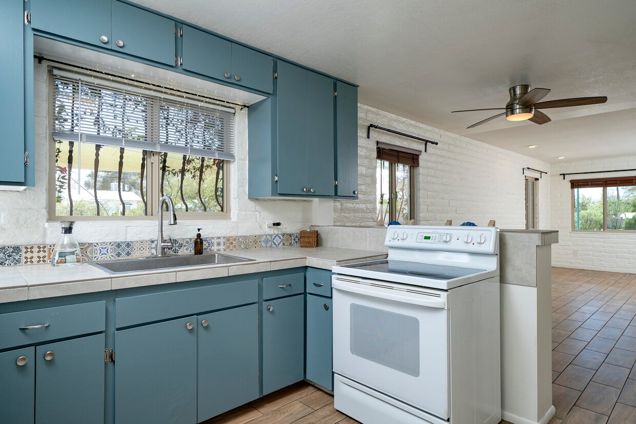 3035 N Cherry Ave, Tucson, AZ 85719 - Townhome Rentals in Tucson AZ | Apartments.com