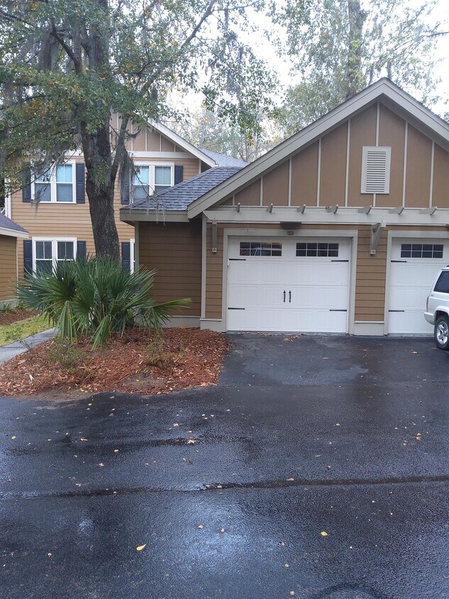 8395 Spring Farm Gate, North Charleston, SC 29418 - Townhome Rentals in ...