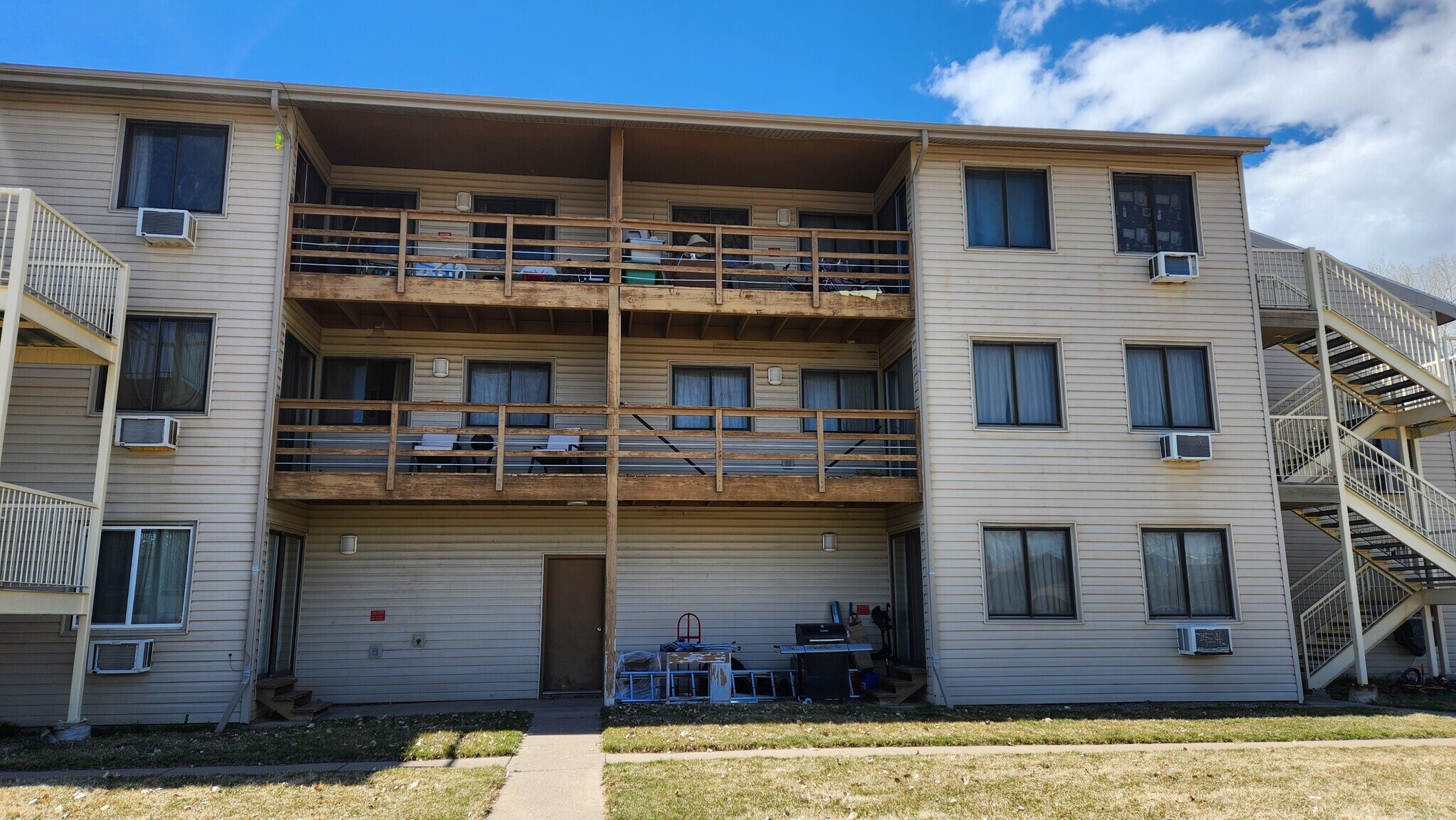 970 Wamsley Way, Rifle, CO 81650 - Townhome Rentals in Rifle CO ...