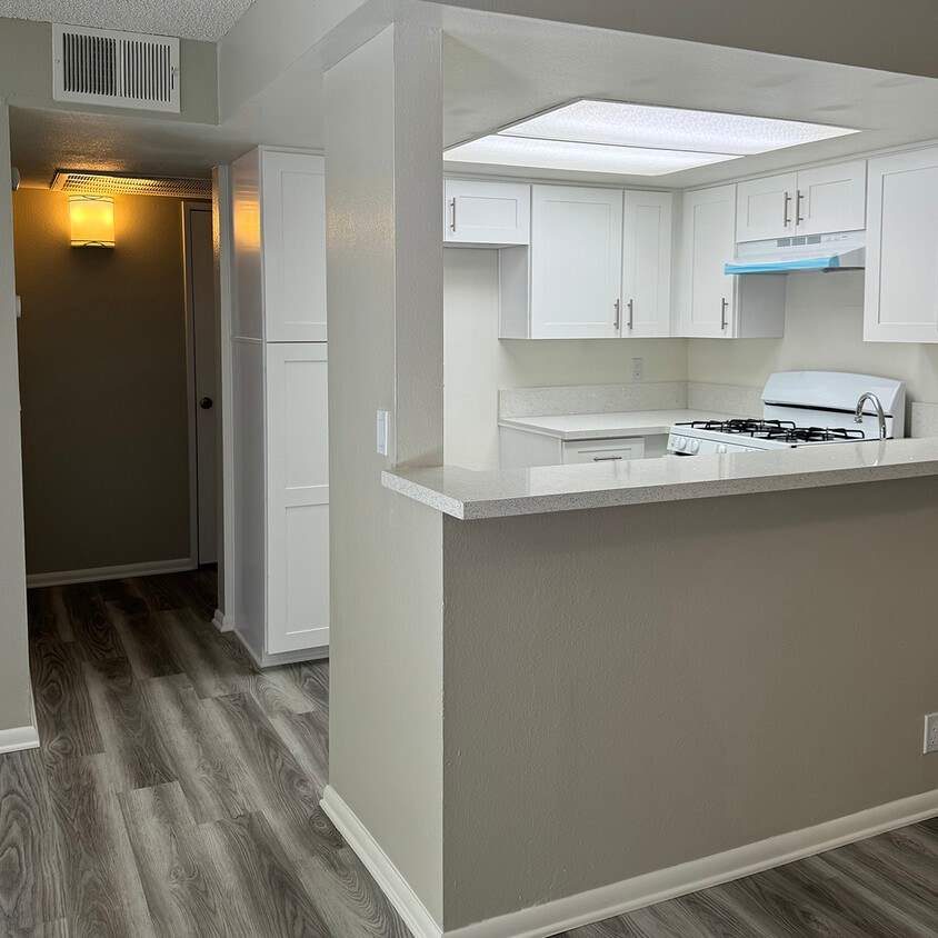 Diamond Bar Village Apartments
