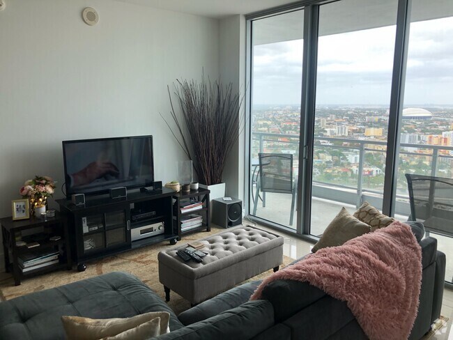 Downtown Miami Historic District Gated Apartments for Rent - Miami, FL - 33 Rentals | Apartments.com