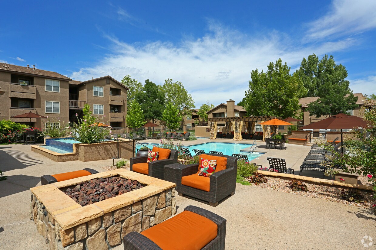 River Walk at Puerta de Corrales - Apartments in Albuquerque, NM ...
