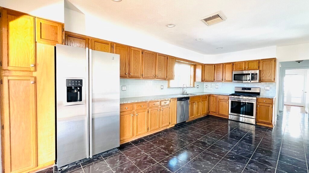 7 Meacham St Unit 2, Somerville, MA 02145 - 7 Meacham St Somerville, MA ...