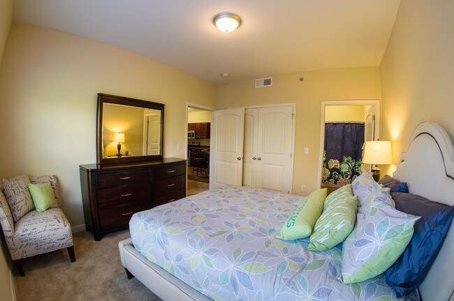 Heights at Delaware Ridge - 12929 Delaware Pky Kansas City, KS ...