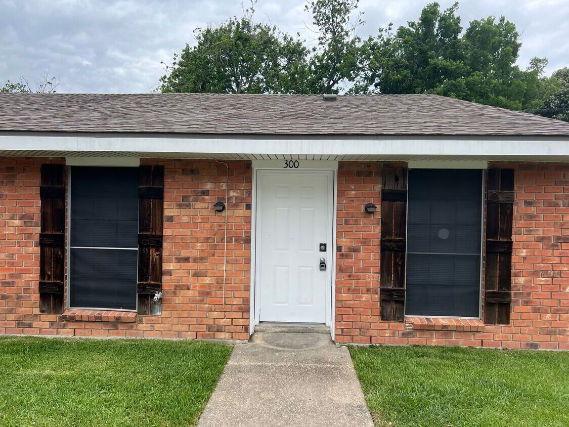 300 Ryder Dr Unit 300, Lafayette, LA 70508 - Room for Rent in Lafayette ...