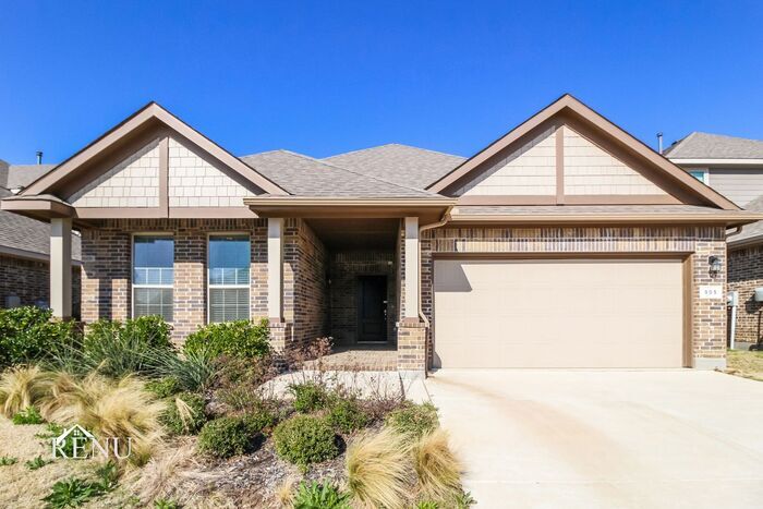 905 Falcon Rd, Argyle, TX 76226 | Apartments.com